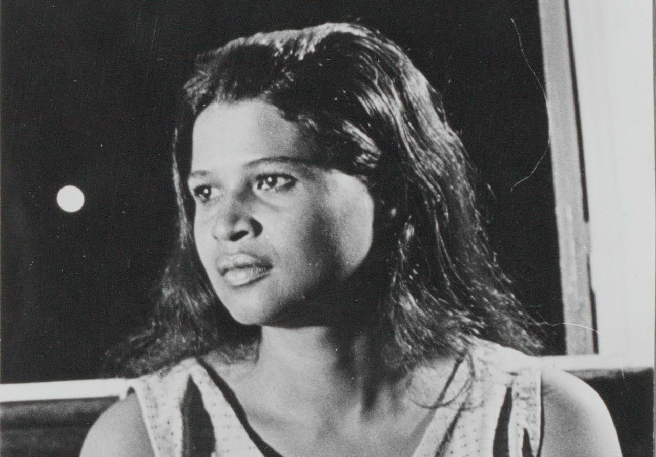 de lage landen De Surinaamse schrijfster Bea Vianen. Vechten voor ...